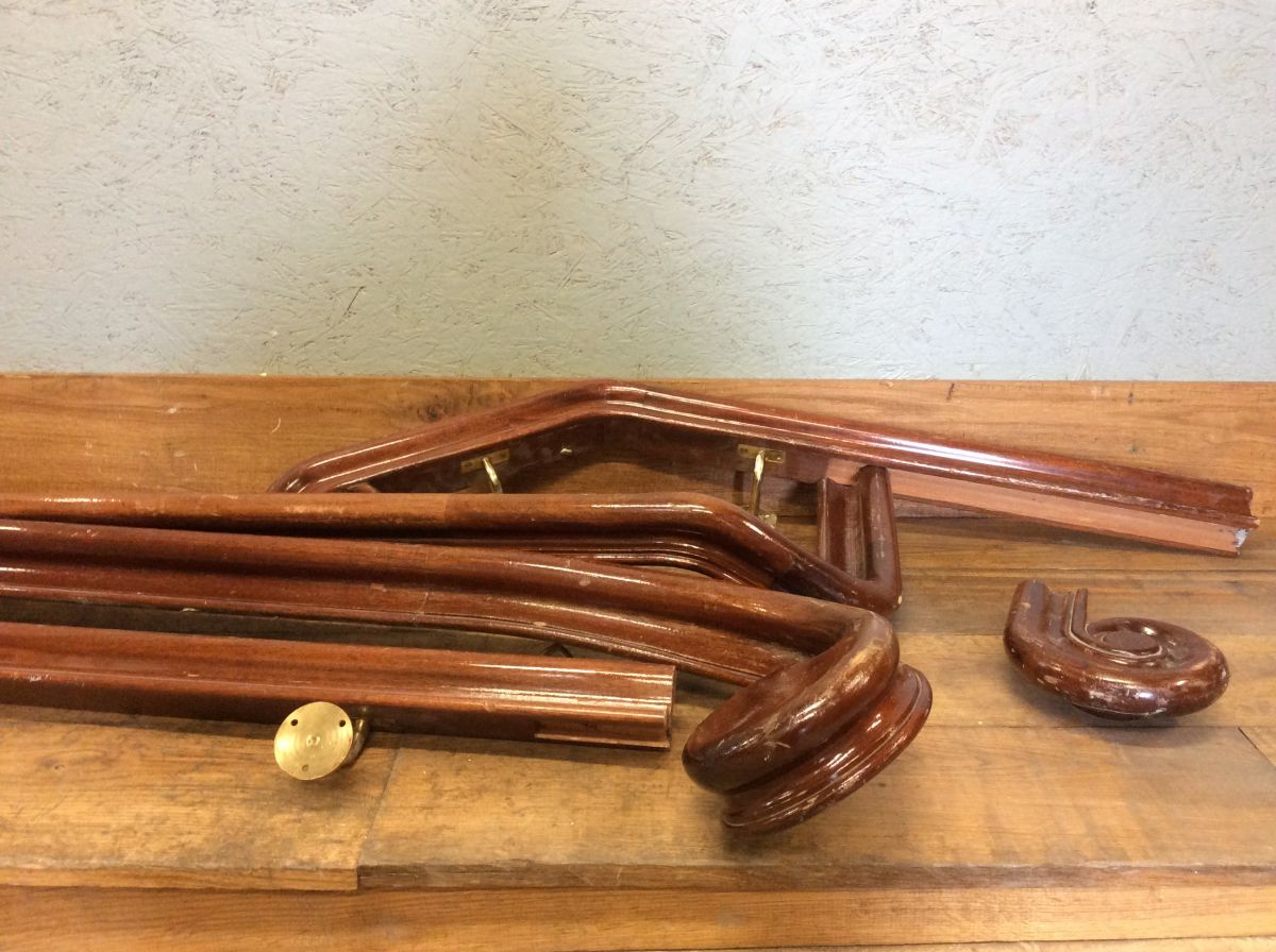 Posh Reclaimed Hardwood Bannister & Monkey Tails - Authentic Reclamation