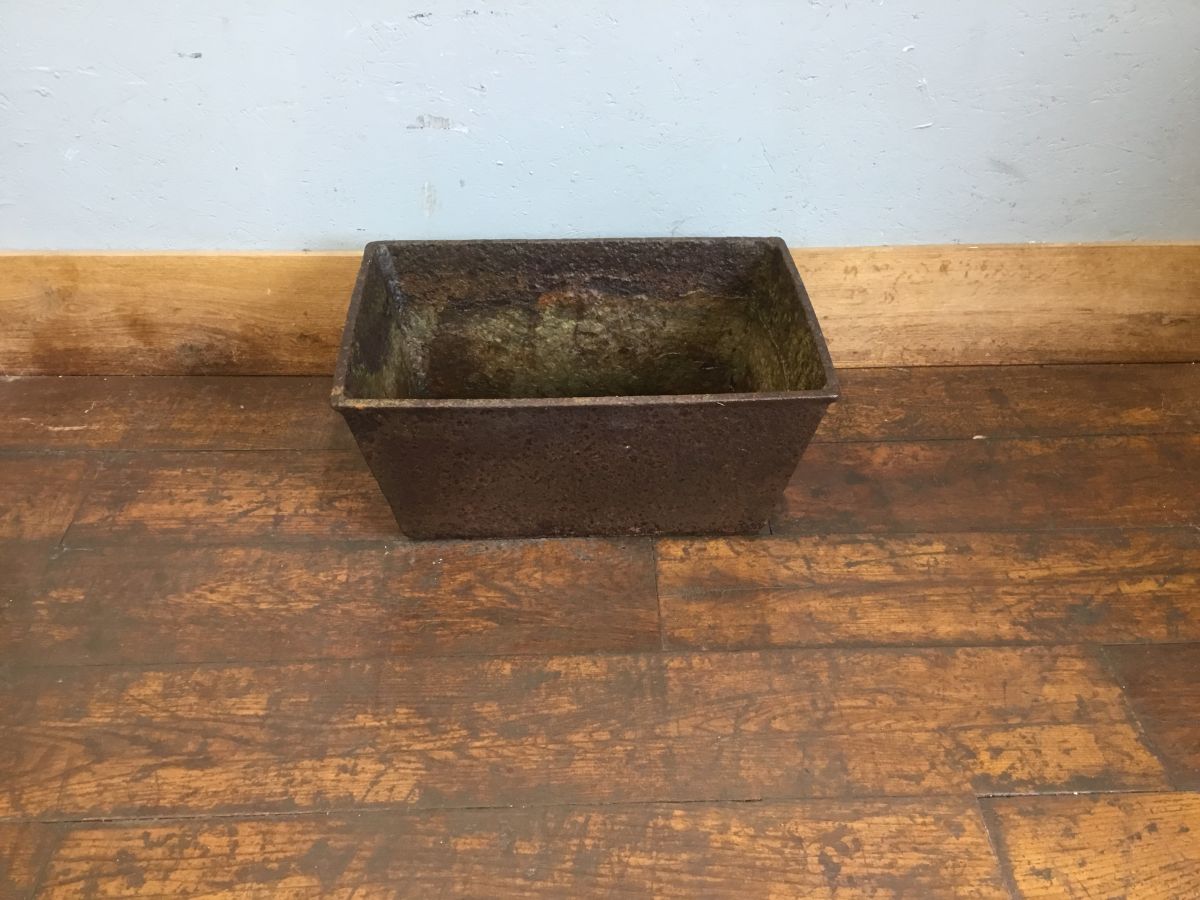 Rectangular Cast Iron Trough - Authentic Reclamation