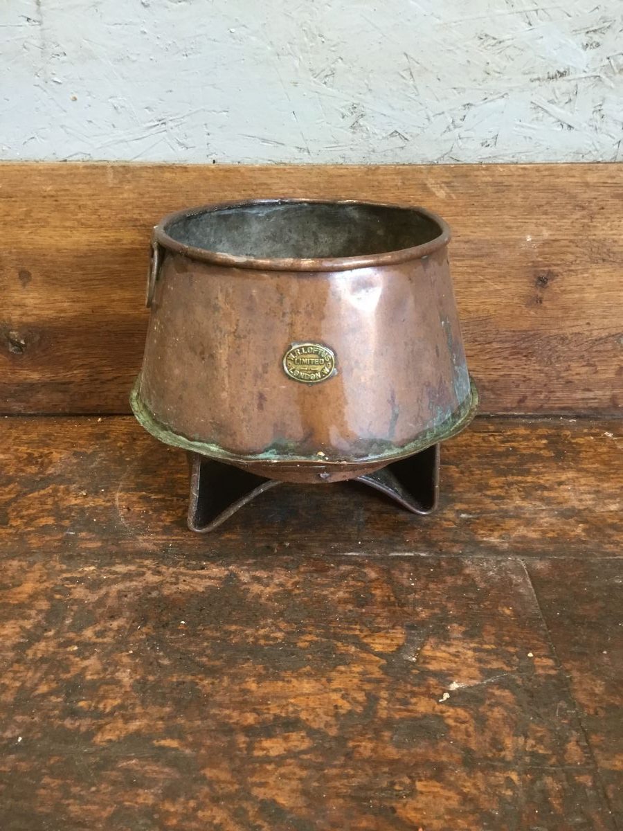 W.R. Loftus London Pot - Authentic Reclamation