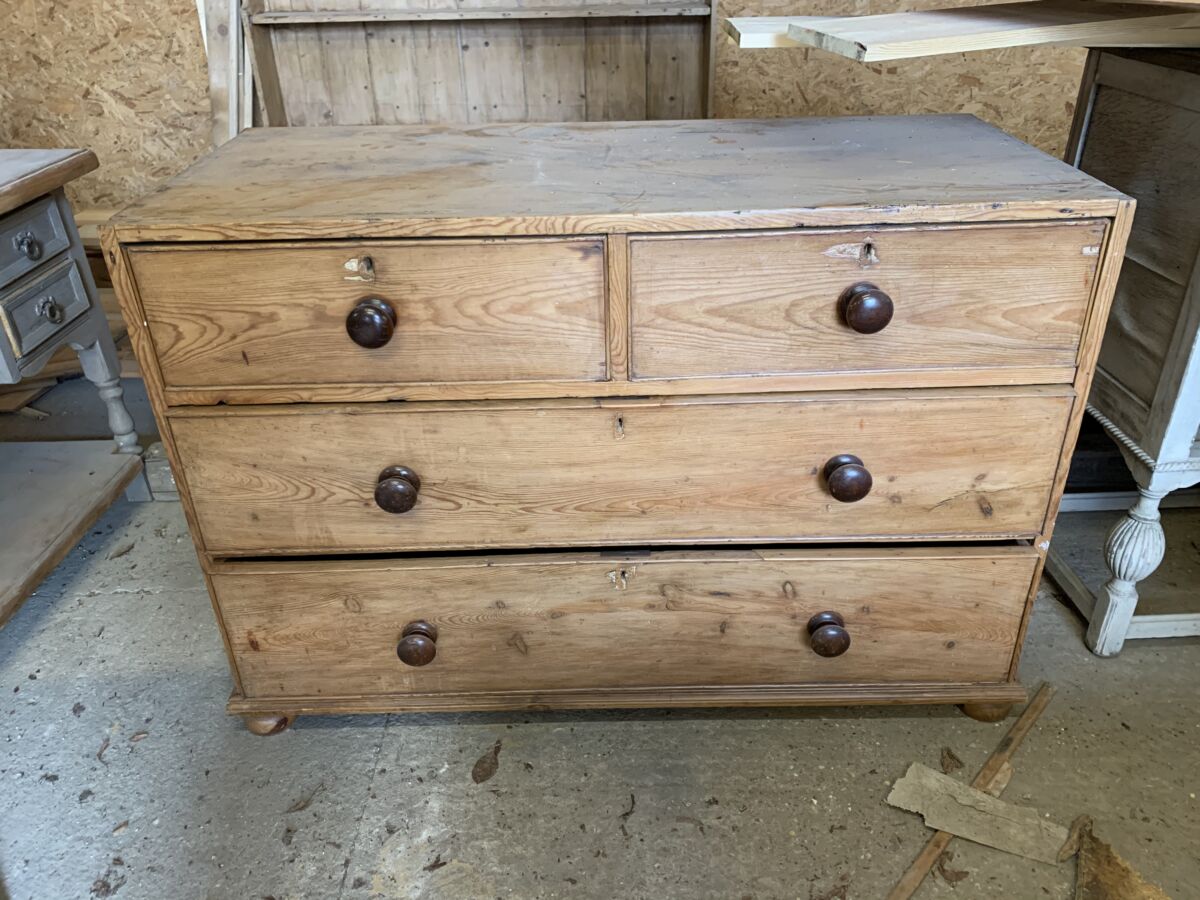 Pine Wooden Chester Drawers - Authentic Reclamation