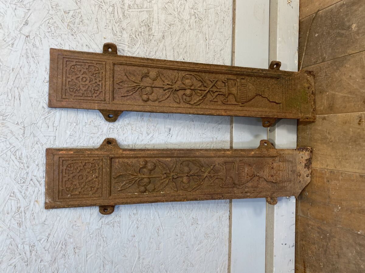 Cast Iron Fire Panels - Authentic Reclamation