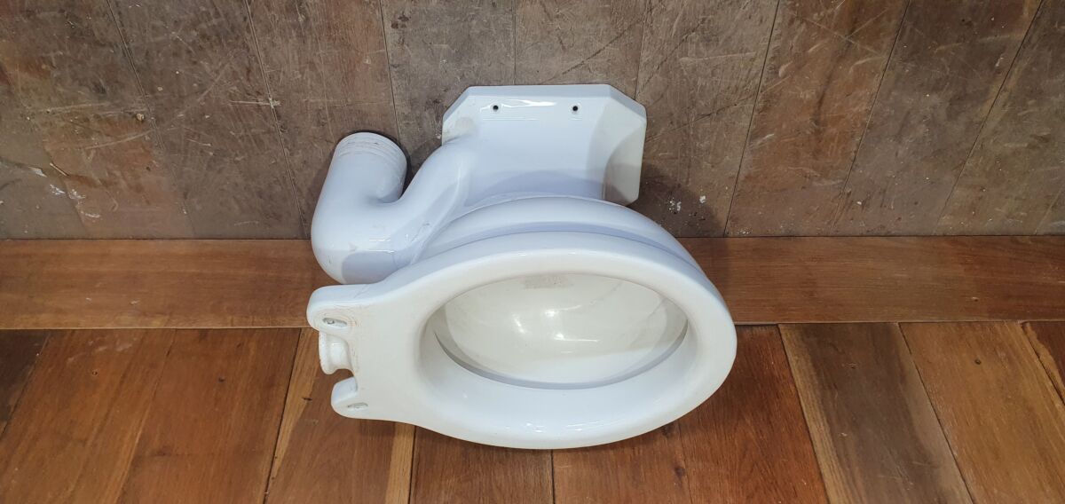 Imperius Toilet - Authentic Reclamation