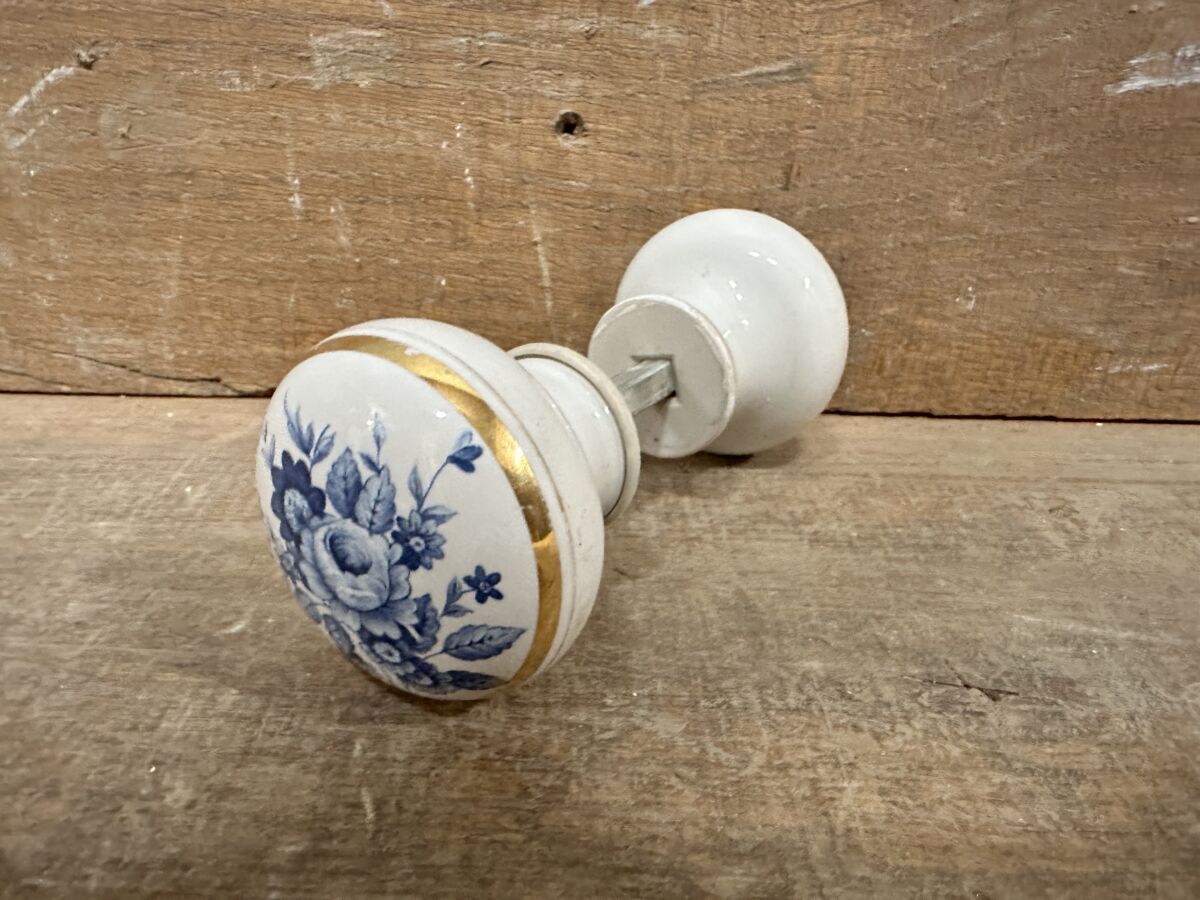 Ceramic Blue Handles with Gold Detail - Authentic Reclamation