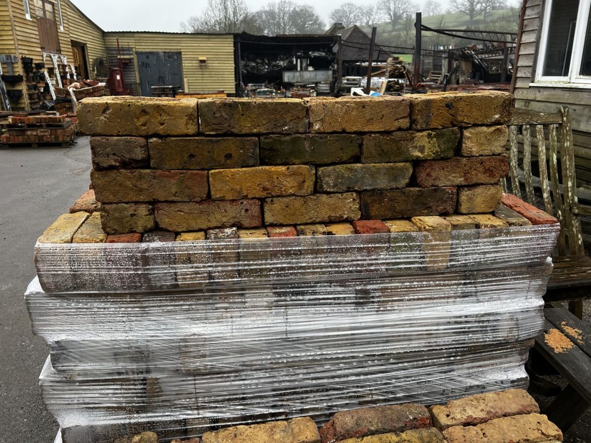 Batch of Reclaimed Yellow Stock Bricks - Authentic Reclamation
