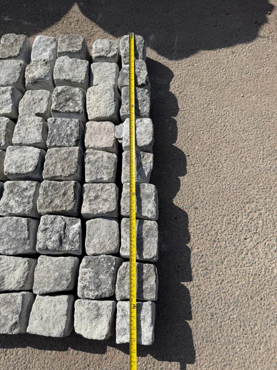Lightly Weathered Reclaimed Cobbles