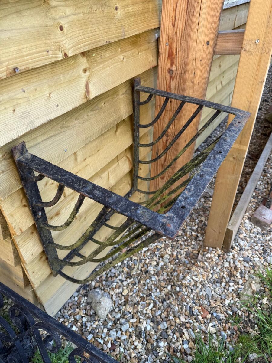 Lovely Cast Iron Hay Rack