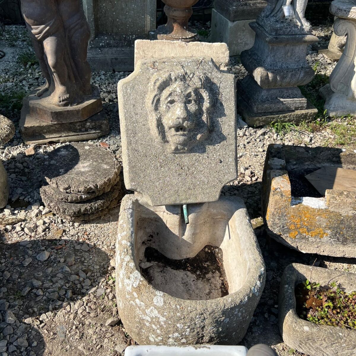 Elegant Lion Face Water Feature