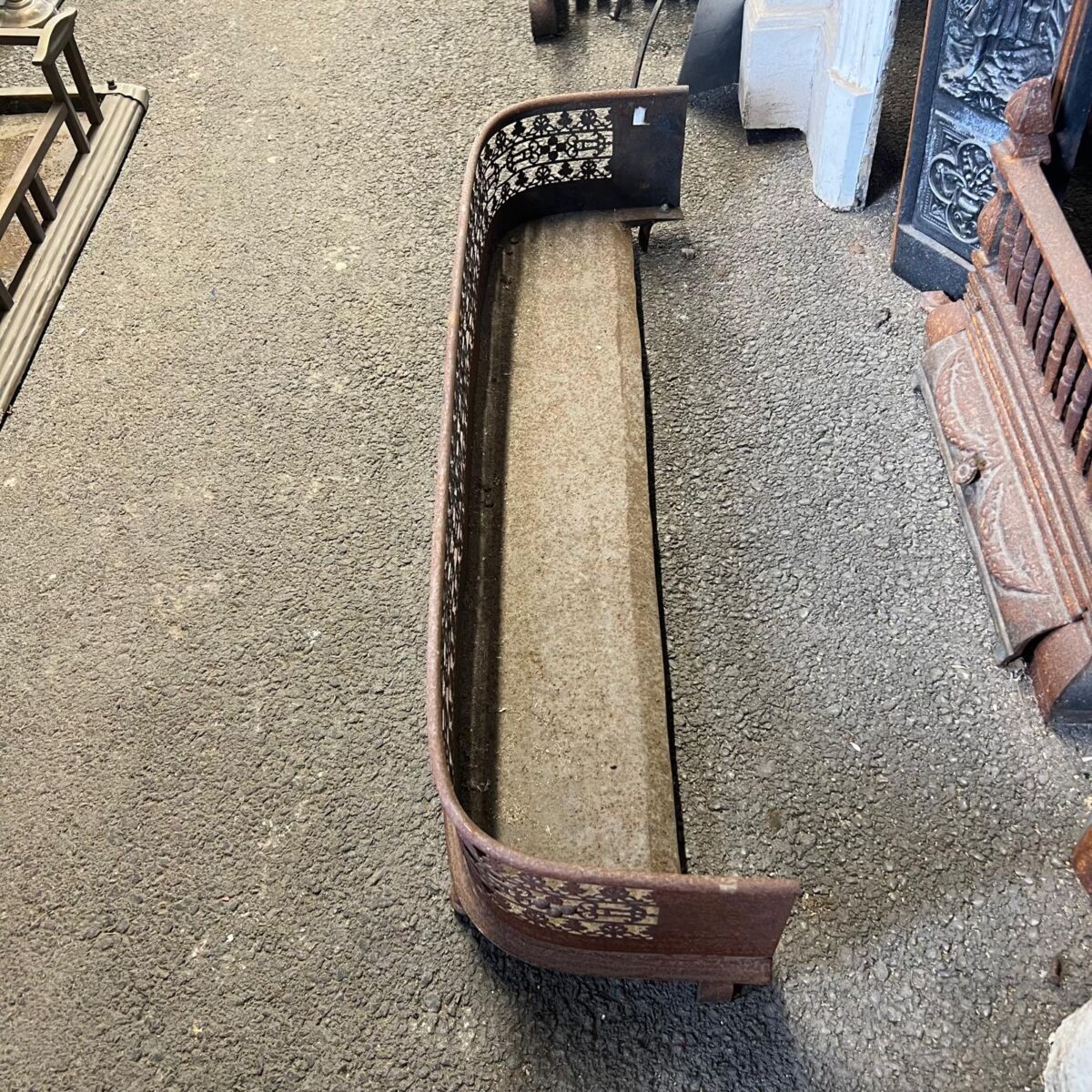 Ornate Curved Fender